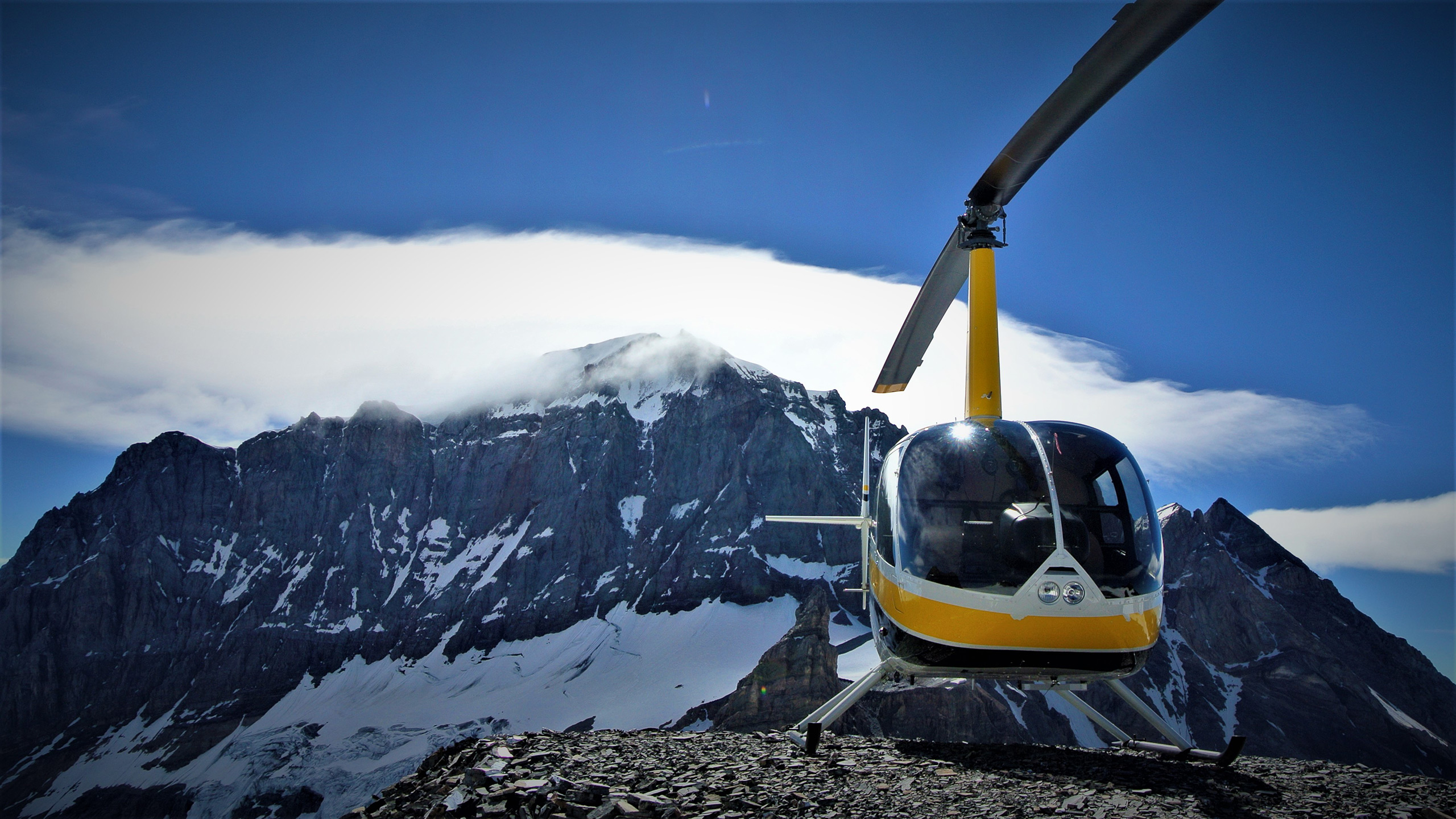 Valair - Helicopter Services Helikopterflüge Schweiz und Liechtenstein